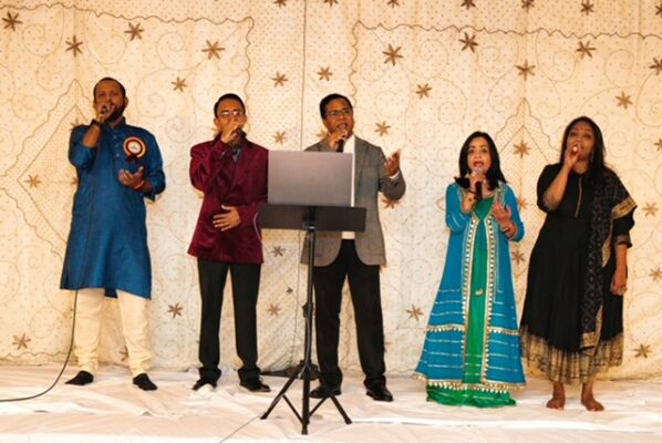 Saanjh ke Rung… raises $40,000 for Ekal's literacy initiatives in rural ...