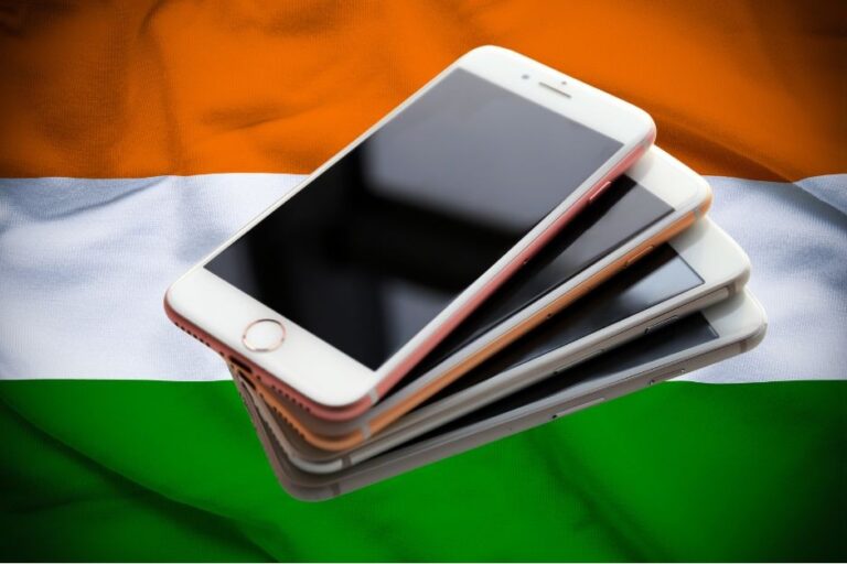 Apple Plans to Shift iPhone Assembly for U.S. Market to India by 2026 ...