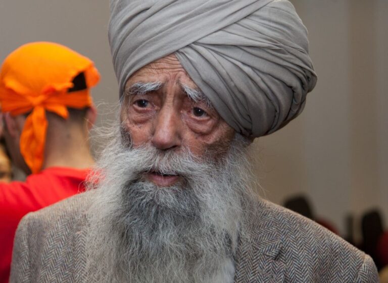 Fauja Singh Dies at 114: Legendary Marathoner's Life Immortalized in ...